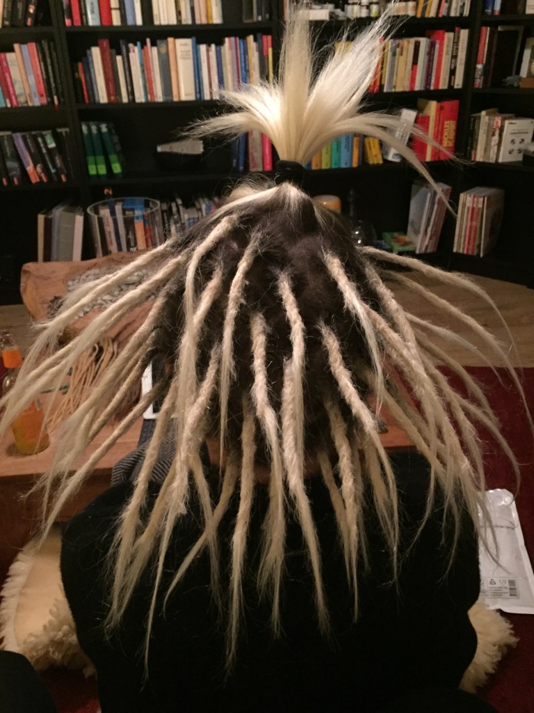 Entstehungsprozess Dreadlocks – Für Dreadlocks keine Altersbeschränkung